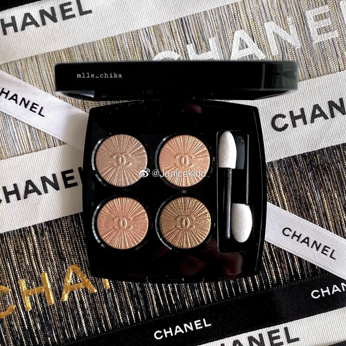 CHANEL 2021圣诞限定眼影盘 747 Méditerranéen 试色