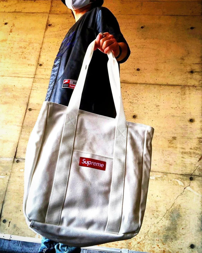 补货预警！Supreme经典Box Logo包今晚又要发售，附抢购信息！