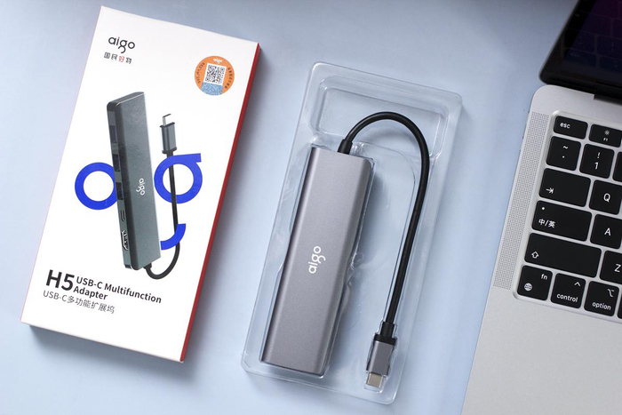 为M1超薄本增加接口，aigo扩展坞H5体验，同屏和PD充电很实用__财经头条__新浪财经