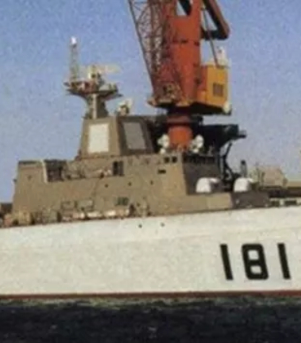 “那些年，我们一起架空过的武器装备”，神秘的“059”“东方”级驱逐舰181舰？|东方市|级驱逐舰|雅克_新浪新闻