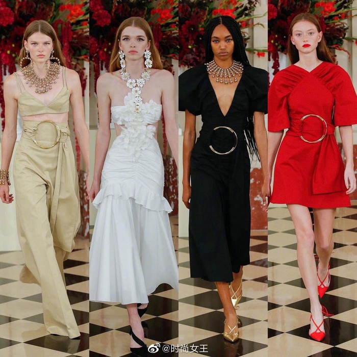 Carolina Herrera Spring 2022 RTW｜夸张的泡泡袖、花朵、波点……