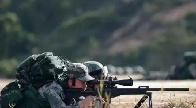 QBU203高精度狙击步枪亮相 26万即将功成身退|武器_新浪新闻