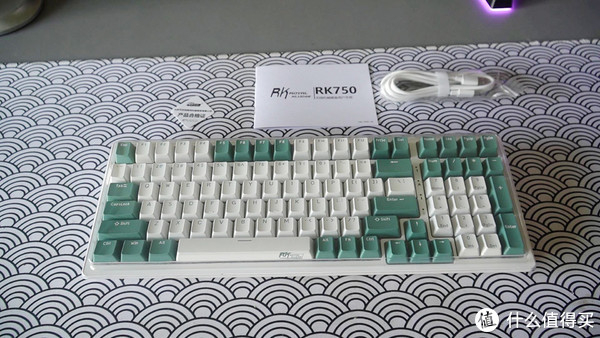 开箱前段时间很热门的RK98，值得买吗？