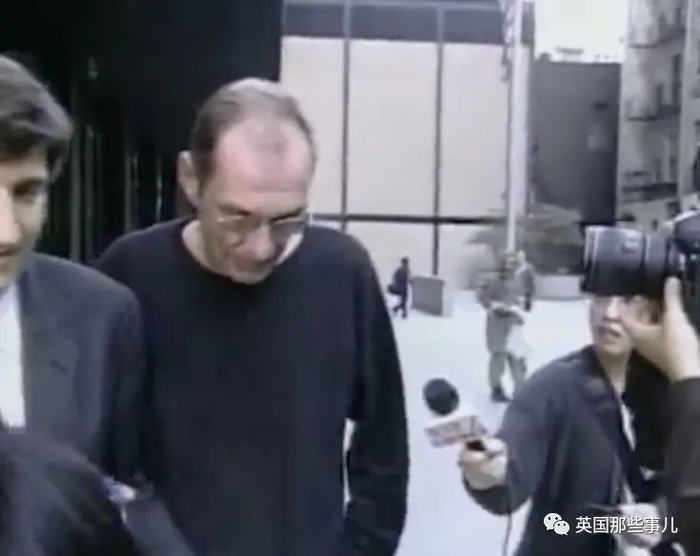 屡破大案的英雄警长黑化成珠宝大盗头目！从蝙蝠侠变小丑的魔幻人生啊！