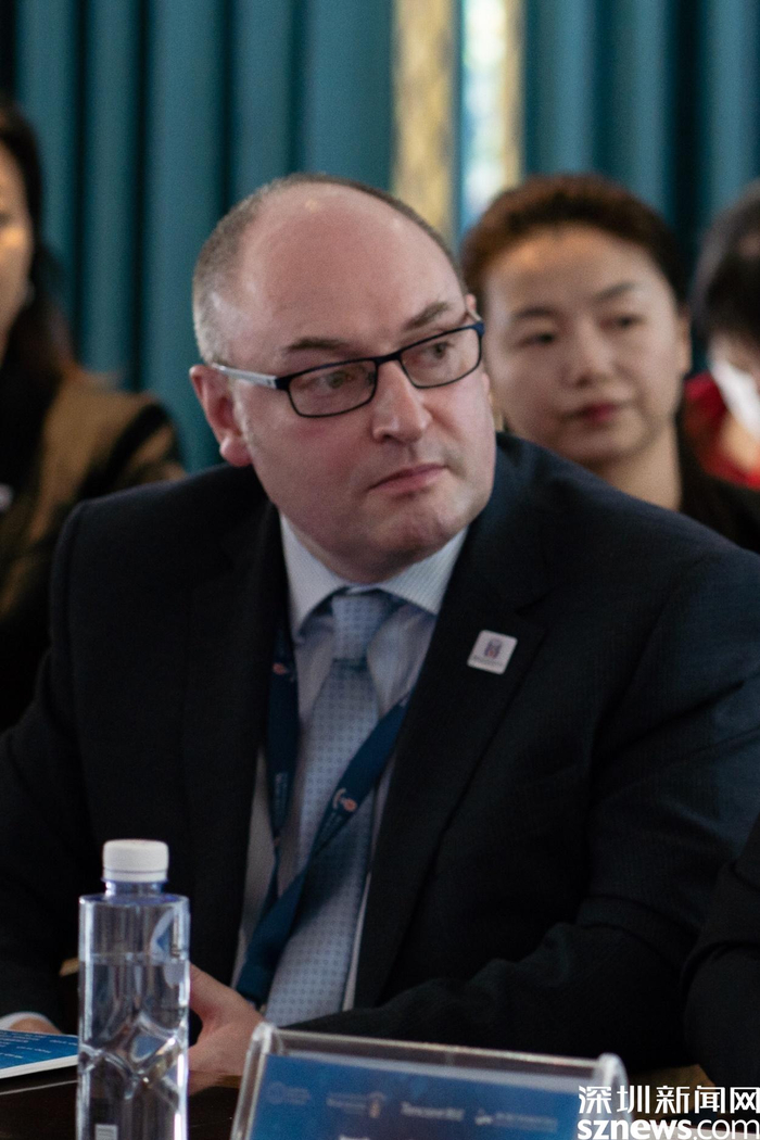 深圳曼彻斯通城堡学校与腾讯达成战略合作 共创科技教育创新示范点|历史|深圳市_新浪新闻