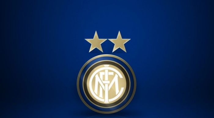 赛季首冠到手，国际米兰下一目标更加明确，队徽绣上“双星”|双星|国际米兰|队徽_新浪新闻