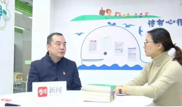 扬子晚报“名校名校长名师”系列访谈⑭——苏州高新区镇湖实验小学校长刘健：特色育人，给孩子幸福人生的起步