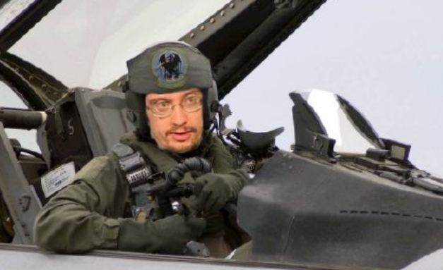 首波突袭失败，俄军并未夺取制空权，乌克兰空军诞生“基辅幽灵”