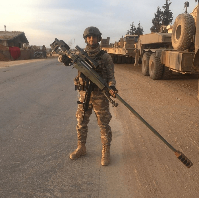 世界顶级狙击枪，AWM到底有多强？它创的界神话可证明这一切！