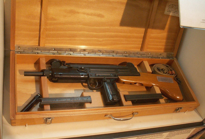 Uzi（乌兹）冲锋枪各版本图鉴