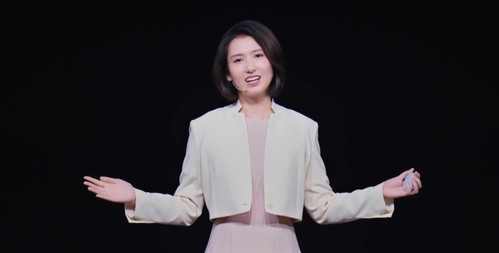 绿厂最美产品经理，Monica（莫妮卡）来了……|产品经理_新浪新闻