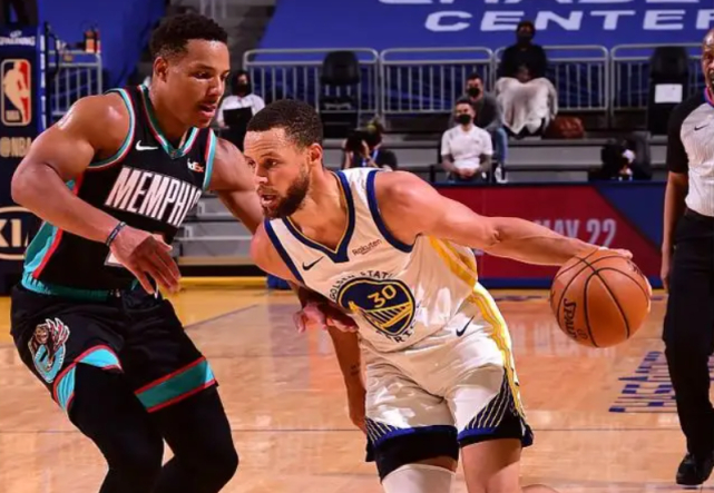 NBA历史性季后赛诞生：5打8都赢了，萧华我都打赢了，还不夺冠？