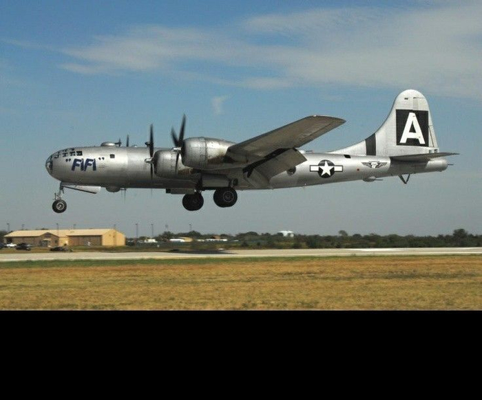 战机图鉴B-29超级堡垒轰炸机