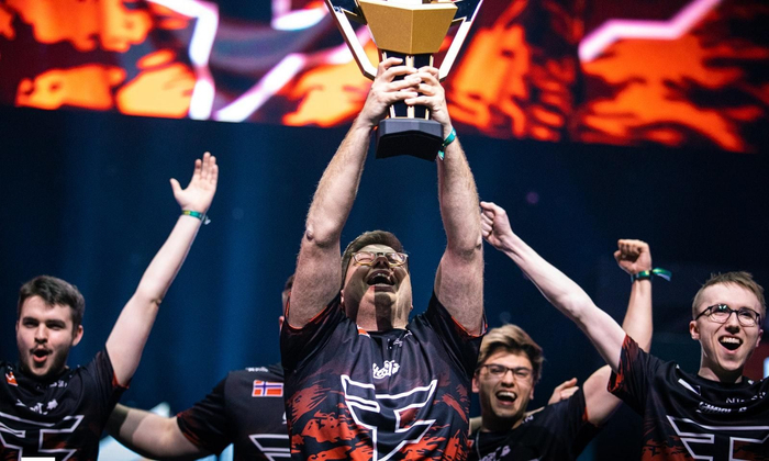 《CS：GO》历史上首个国际纵队获得Major冠军