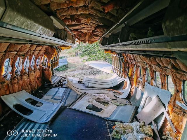 远近闻名的飞机坟场，如今住着泰国的流浪汉