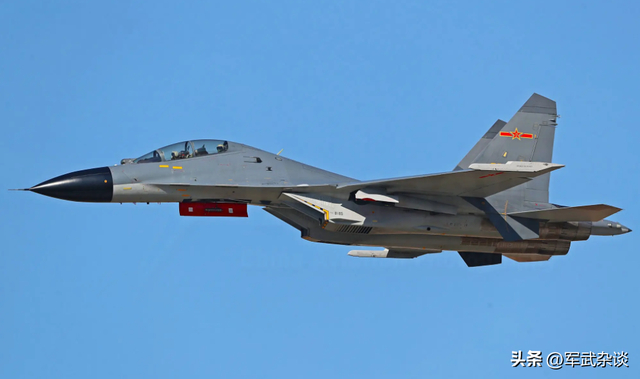 北部战区歼-11BG高清亮相，改装获成功，没有盲目进行“歼-16”化|战斗机|歼-11B战斗机|歼-11B_新浪新闻