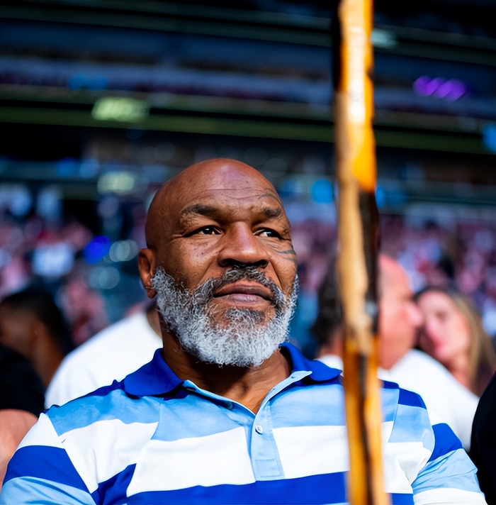 病入膏肓！56岁泰森无法行走 坐轮椅出行极度虚弱 亲承将很快离世