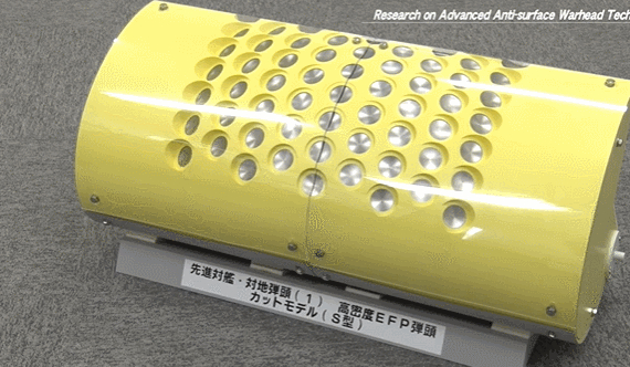 日本公然挑衅，10多艘海保船横穿台湾海峡，中国万吨级海警船监视