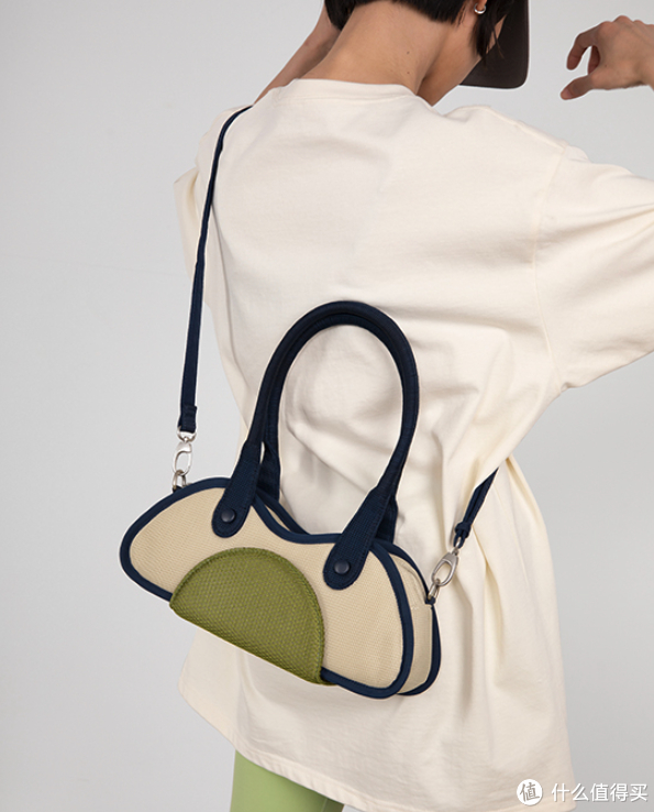 绝！Crying Center哭喊中心的包包真有太好背啦，真后悔现在才知道~|包包|波士顿包|肩带_新浪新闻