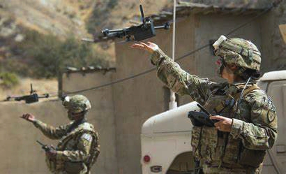 美国陆军部署其新型RQ-28A四旋翼侦察无人机到排级|美国陆军|无人机|陆军_新浪新闻