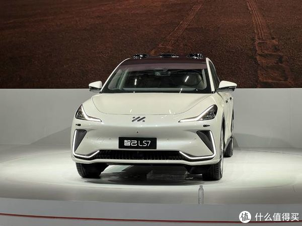 蔚来ES7最强对手？智己LS7亮相广州车展车小蜂__财经头条__新浪财经