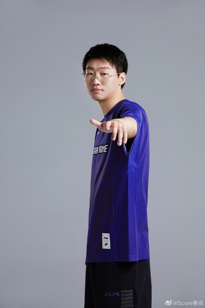 UP分享：2023LPL春季赛UP定妆照新鲜出炉！
