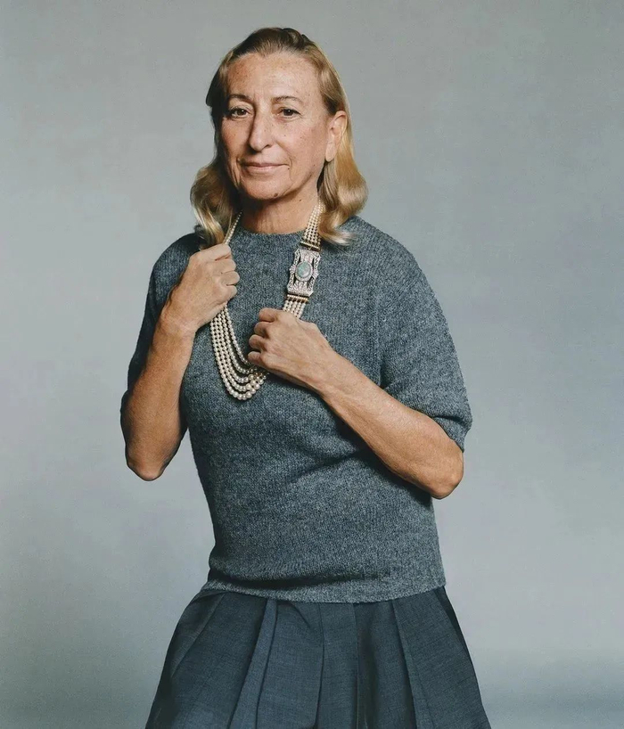 Miu Miu凭什么被评为2022年度品牌？