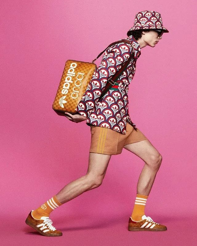 积压了超5亿美元的adidas Yeezy应该怎样处理？