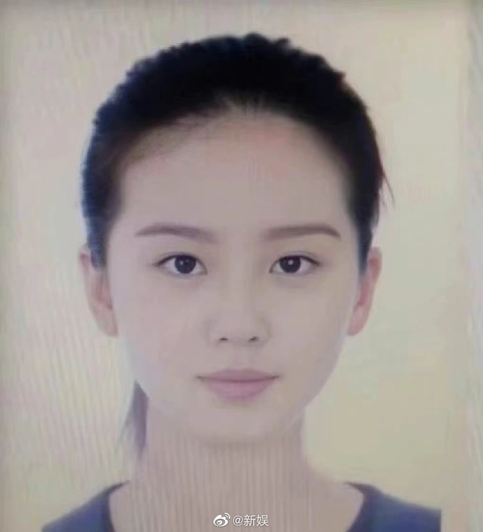 刘诗诗不管是饭制证件照还是真实证件照都好美啊