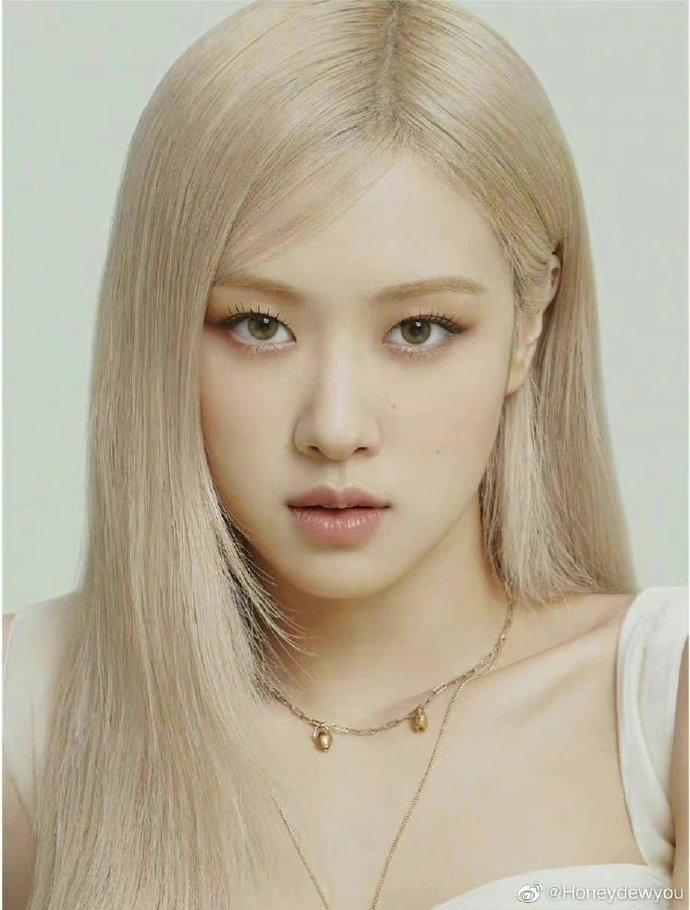 朴彩英的饭修证件照 这张脸太牛了