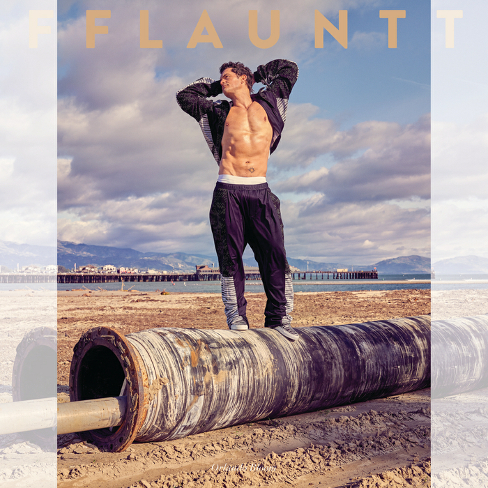 开花秀大包！性感登上《FLAUNT》杂志封面及写真美图大赏！