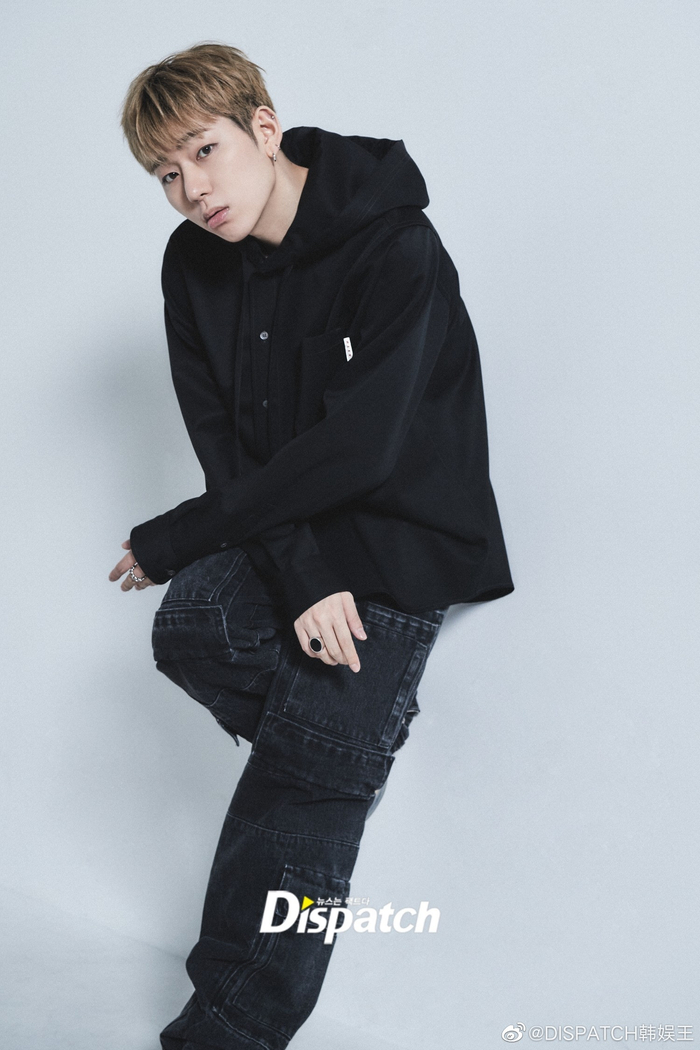 歌手制作的新人男子组合即将出道……