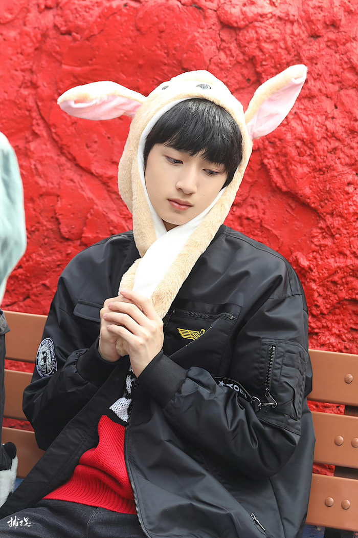 严浩翔的个人常驻综艺终于等到了……|严浩翔|极限挑战_新浪新闻