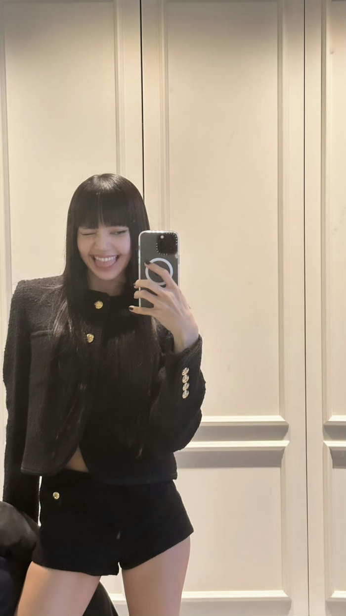 Lisa照片合集|Lisa_新浪新闻