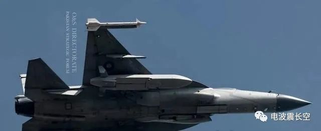 巴基斯坦空军枭龙战机，首次展示对印战略核打击能力！