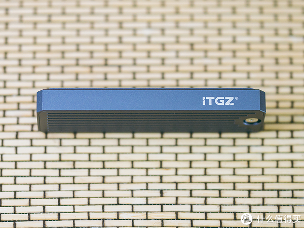 20G！ASM2364主控ITGZ M2固态硬盘盒评测，USB3.2 Gen2X2，2GB/S|usb3|USB-C|接口|雷电|主板_新浪新闻