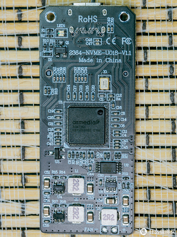 20G！ASM2364主控ITGZ M2固态硬盘盒评测，USB3.2 Gen2X2，2GB/S|固态硬盘_新浪新闻