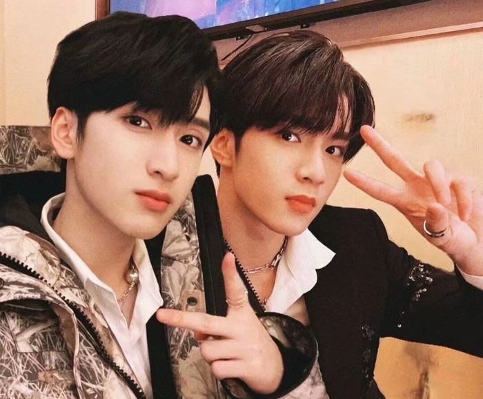 刘耀文耀眼的你中的歌词和严浩翔H的歌词竟然对应上了哈哈哈网友……