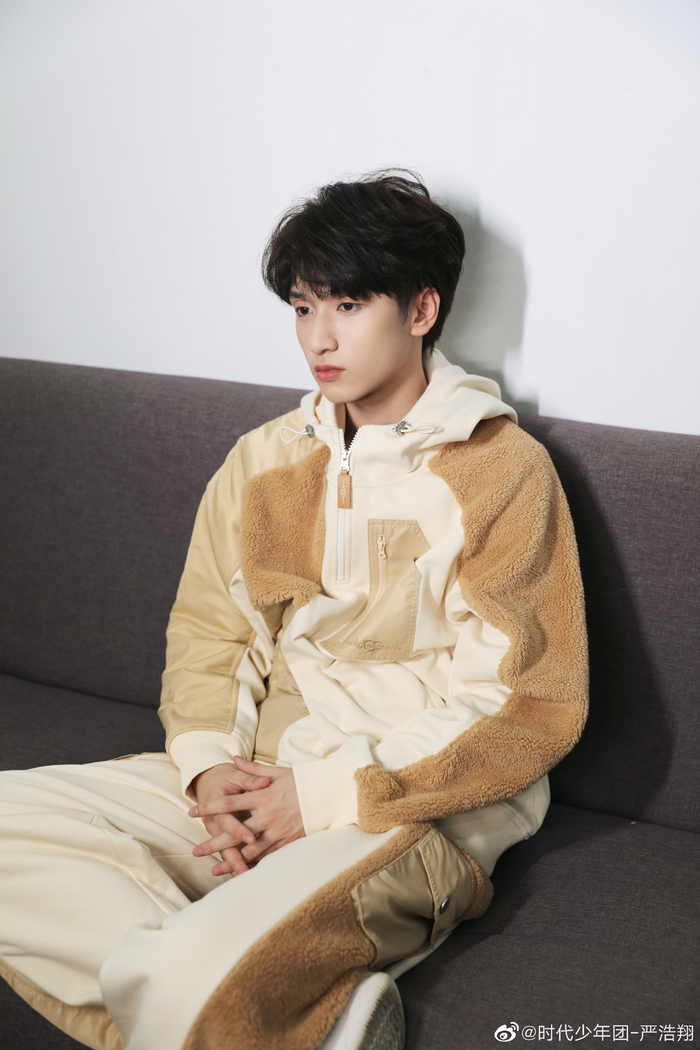 严浩翔官宣加盟极限挑战第九季 和浩翔一起向全新挑战出发……|严浩翔|极限挑战_新浪新闻