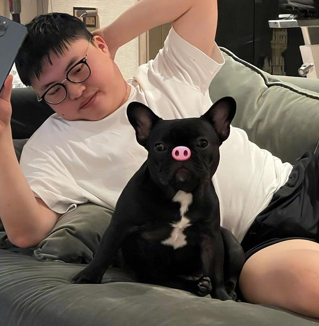 Uzi又要成“一哥”？这一次重归虎牙直播，人气有望再度巅峰！