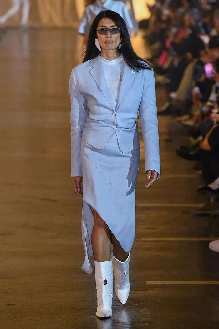 56岁的Suzi de Givenchy想要告诉你的事