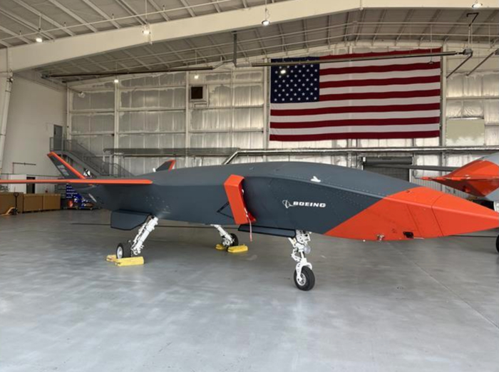 波音自主攻击无人机MQ-28首次在美国亮相|波音|无人机|澳大利亚空军_新浪新闻