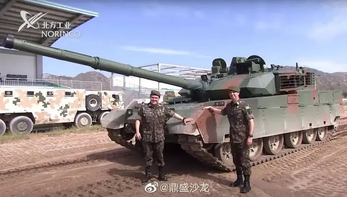 国产VT4坦克被南美第一大国看中！买65辆，但要换西方坦克炮|主战坦克|巴西|坦克_新浪新闻