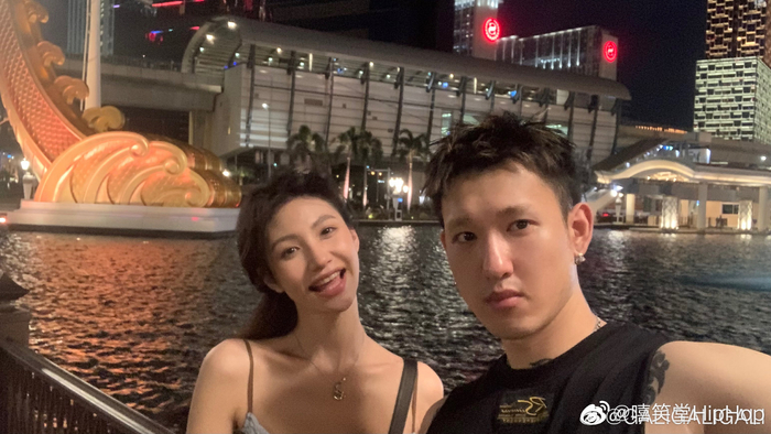 太甜了！GALI和女朋友！