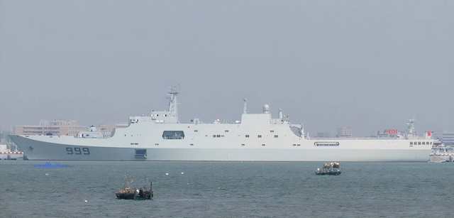 5万吨071两栖舰队，绕台巡航一周，台东哪里适合登陆，都要摸清楚
