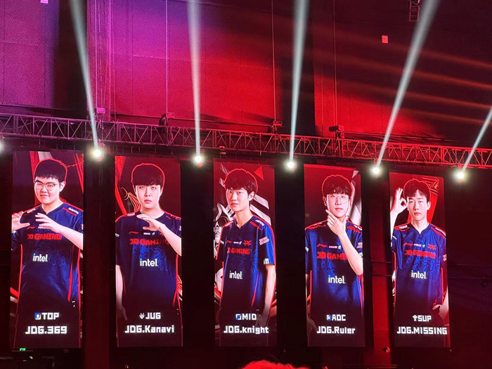 JDG新主场首秀大获全胜，369希望再拿一个夏季赛冠军_手机新浪网