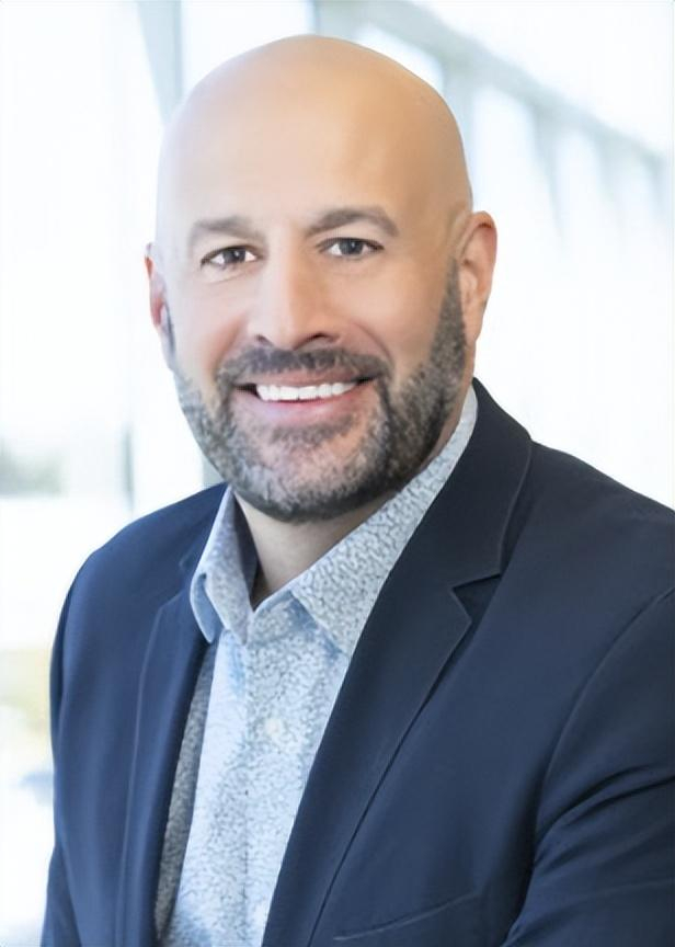 对话ADI执行副总裁Gregory Bryant，打造边缘智能的未来__财经头条__新浪财经