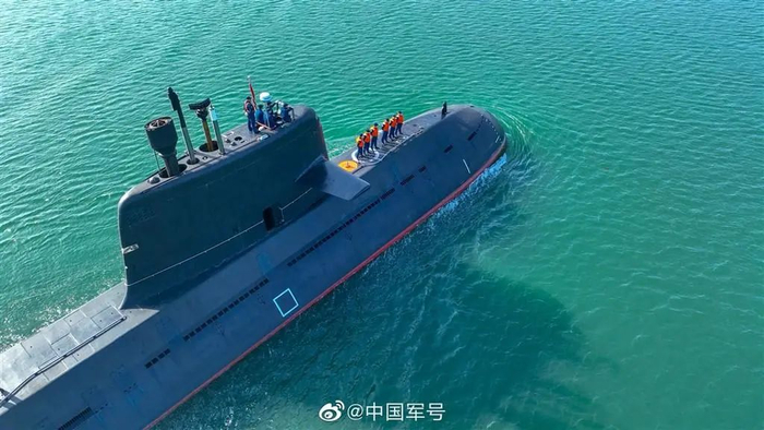 039B高清照曝光！静音蒙皮做工精湛，不愧是国产潜艇的明星产品