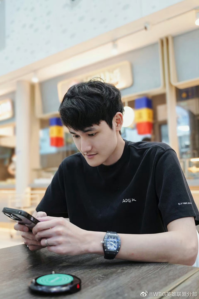 WBG分享赛后返图|分部|英雄联盟|帅哥_新浪新闻