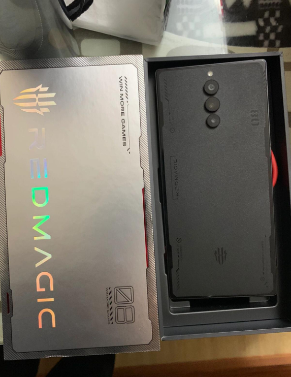 红魔 8S Pro到底值不值得入手？优缺点都在这__财经头条__新浪财经